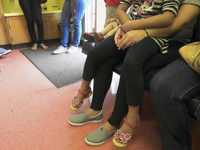 After early influx, lines dwindling at LA Unified’s immigrant center ...