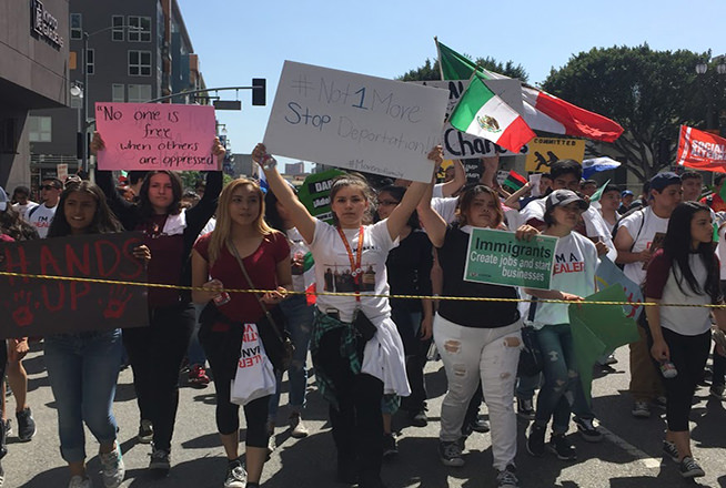 New guide outlines how to protect undocumented students and parents in ...