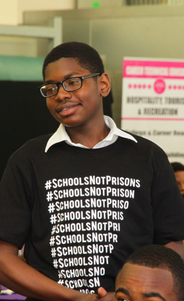 Police departments help LA high schoolers raise money for D.C. trip in ...