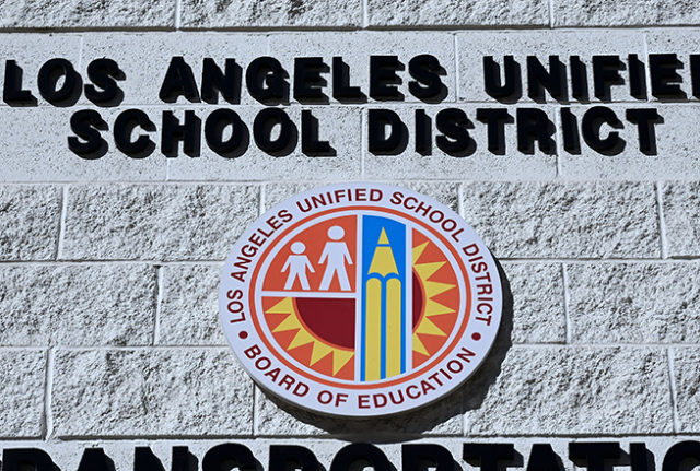 School workers to see 30% raise, retroactive pay, as LAUSD announces ...